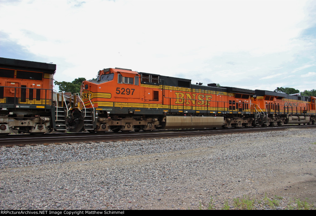 BNSF 5297